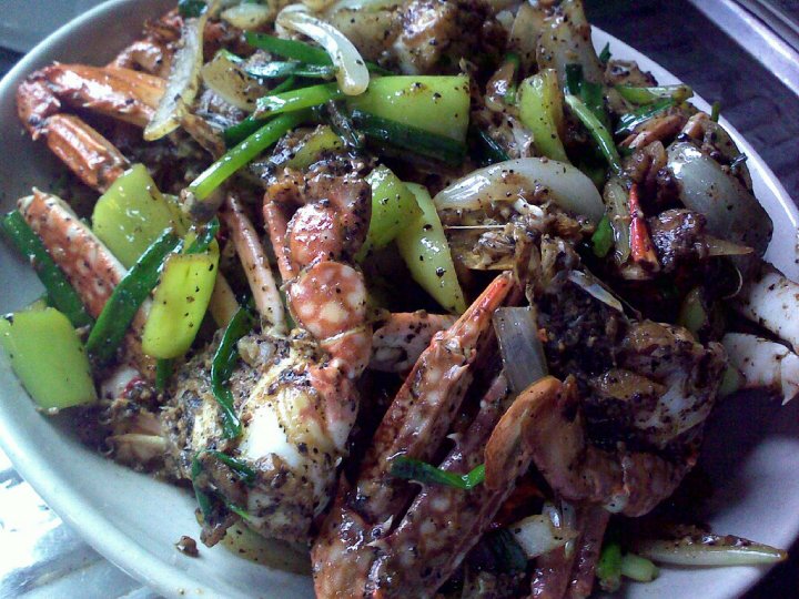 ~Phuket Stir-fried Blue Crab with Black Pepper Recipe~ | Pranee's Thai ...