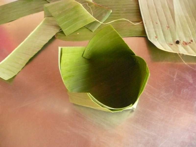 ~Amok Banana Leaf-Cup, how to make~ | Pranee's Thai Kitchen
