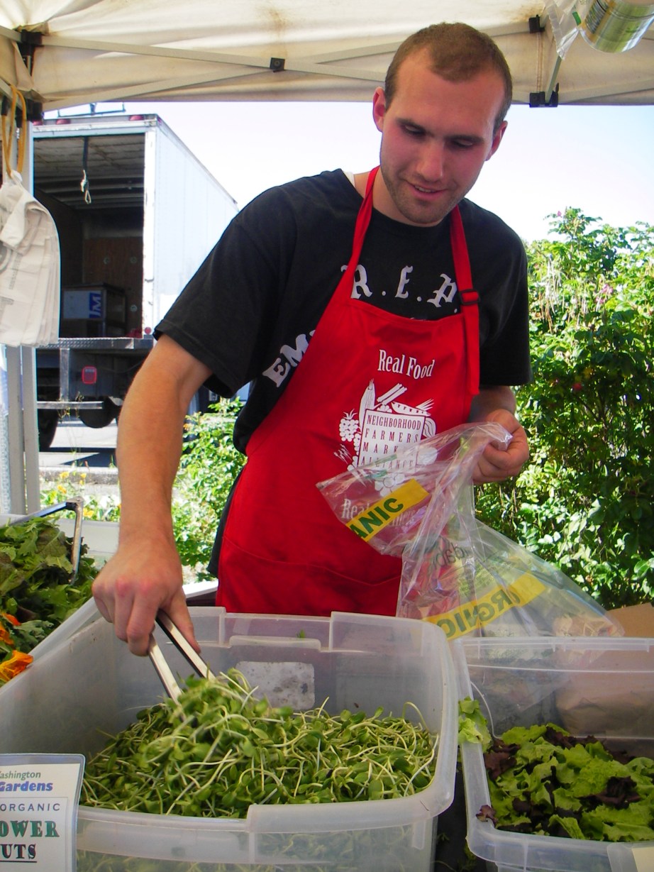 ~Sunflower Sprout Salad with Chili-Lime Vinaigrette Recipe~ | Pranee's ...