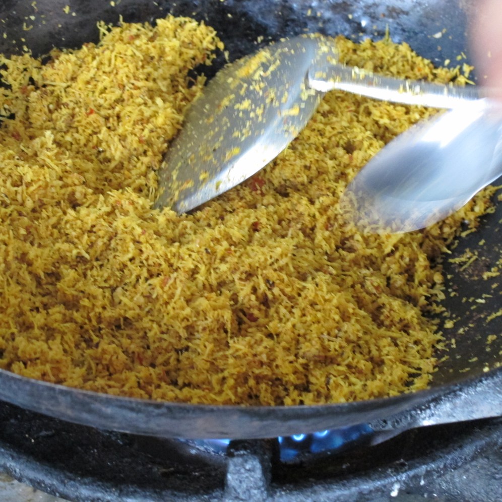 ~Stir-fried Fresh Grated Coconut with Phuket Curry Paste Recipe ...