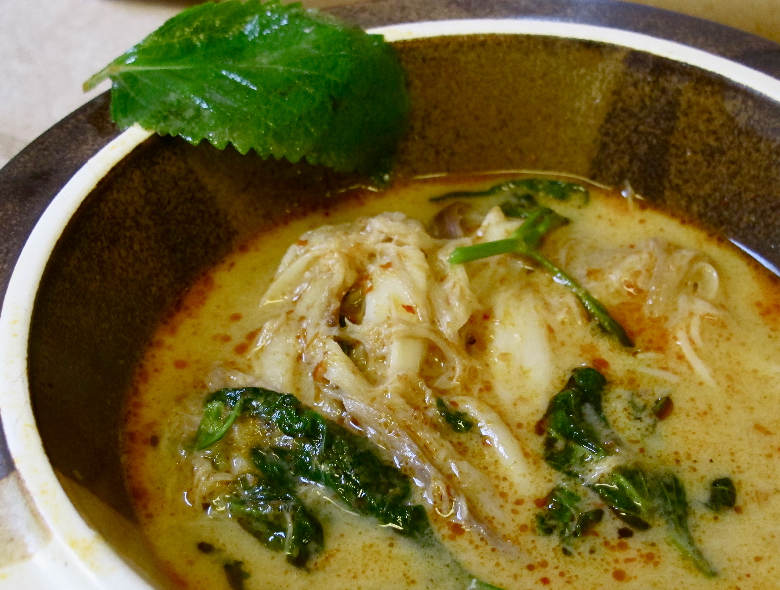 ~Stingray Curry Stew with Green Perilla Recipe~ | Pranee's Thai Kitchen
