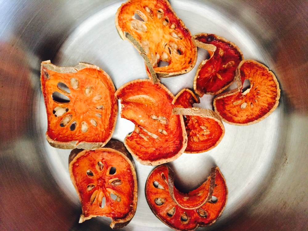 ~Bael Fruit Tea Recipe- Cha Matoom – ชามะตูม~ | Pranee's Thai Kitchen