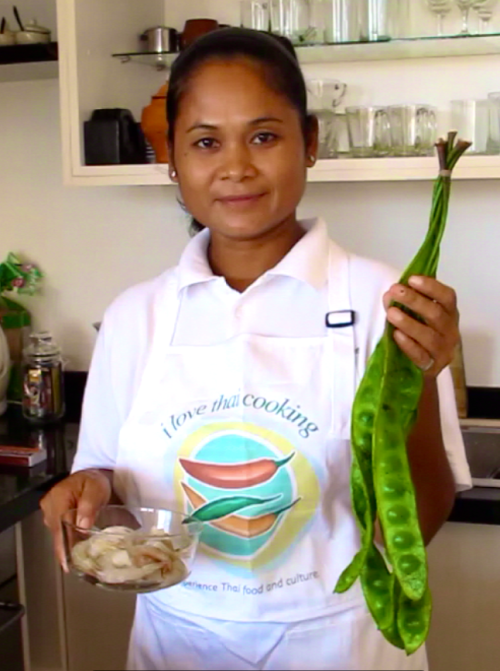 ~Stir-fried Spicy Stink Beans with Prawns Phuket Style Recipe~ | Pranee ...
